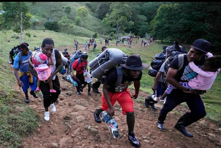 20 000 autres migrants haïtiens en attente du moment opportun pour ...