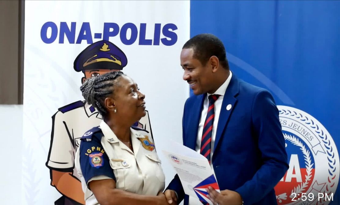 ONA-POLIS: distribution d'un premier lot de chèques de prêt aux ...