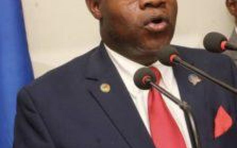 Massacre au Pont Rouge:- Le Ministre de la justice Lucmane Déllile ...