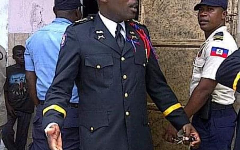 Haïti/PNH: Wesmane Desmangles remplace Fritz Saint-Fort à la tête de la ...
